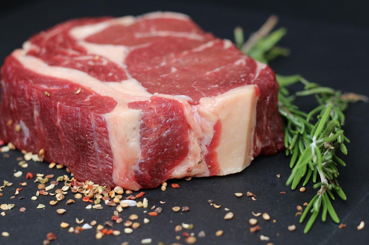 How Much Meat From A Moose Is Similar To Chicken? • BowBlade